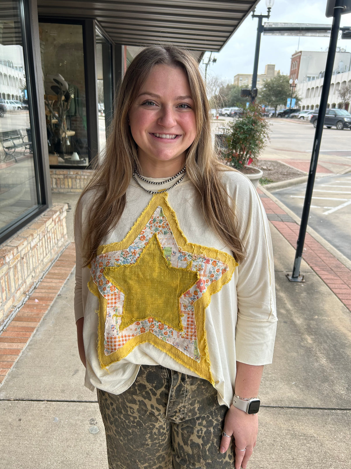 Oversized Star Top – Texas Rose Boutique